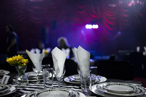 Klein Teater Venue — Hollywood Costumes