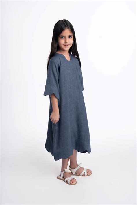YALLAWORLD (Yalla Kids) - Hand tailored modest clothing for families