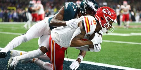 In The Wake Of Lopsided Super Bowl Defeat Former Texans Star Deandre