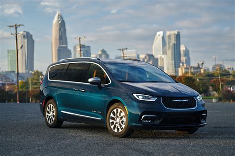 Design — 2023 Chrysler Pacifica Hybrid Phev Chrysler Canada