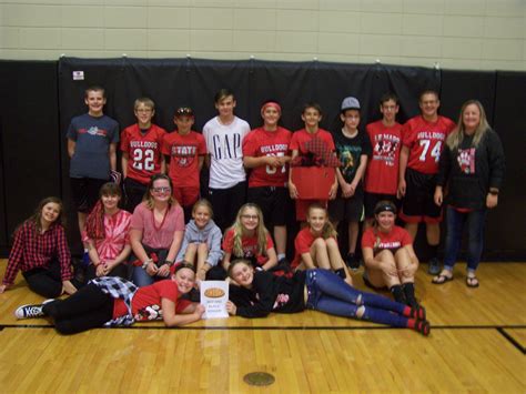 Le Mars Community Middle School Celebrates Homecoming By Participating