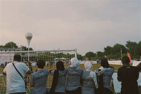 bridging the gaps unity between people — goal click sport stories