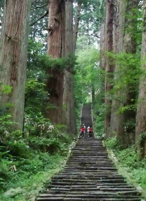 出羽三山神社｜観光スポット（鶴岡市・庄内地方）｜やまがたへの旅 山形県の公式観光・旅行情報サイト