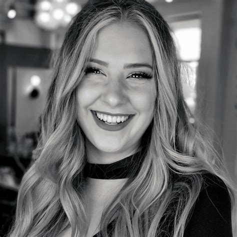 Amanda Reeser 1 Square Salon Nefisa