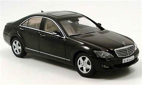 Diecast Model Cars Mercedes Classe S 143 Autoart S 500 Swb Black 2004