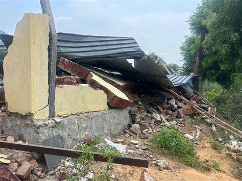 Farm Houses And Colonies Were Being Built In Boodthal And Bhatesari