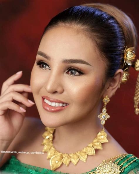 ជិតដល់ថ្ងៃមង្គលការ ដេននី ក្វាន់ ចាប់ផ្តើមបង្ហើបរូបបែបនេះ Khmerload