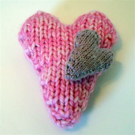 Annamaltoys Valentines Knitted Hearts Pattern
