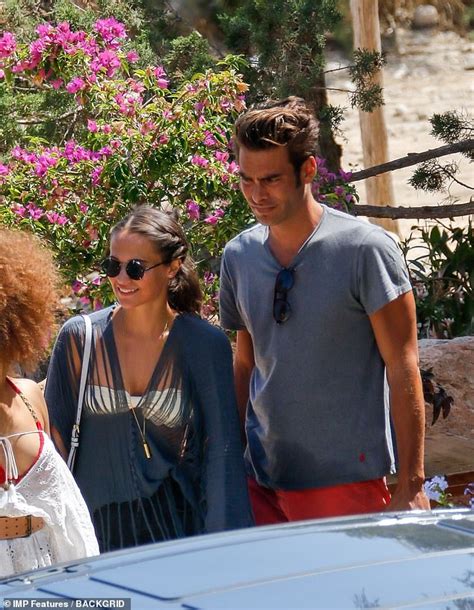 Jon Kortajarena Girlfriend