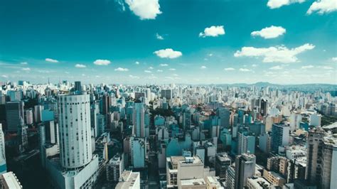 Entenda Porque Fundos Imobiliários Caem Após Uma Emissão De Cotas