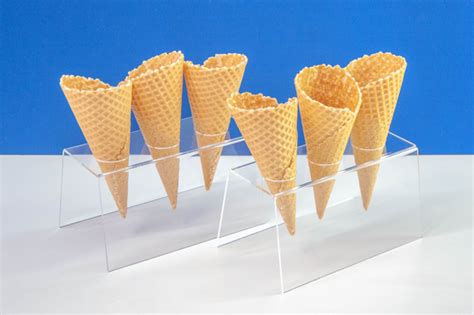 Подставка прозрачная для рожков и мороженого 3 ячейки, оргстекло, в ...