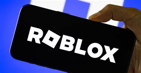 Man Allegedly Gets 6 Roblox Groomers Arrested Now Roblox Banned Him And Is Threatening A
