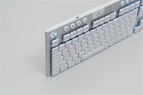 Logicool G915 X Lightspeed Tkl レビュー：前モデルから着実に進化を遂げた新型ロープロファイルキーボード