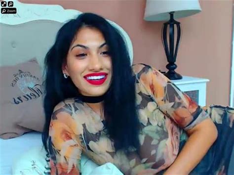 Watch Sultry Italian Cam Girls On The Best Adult Sites Of 2026