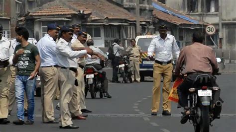 Free Ride For Drunk Drivers Maharashtra Suspends Alcohol Test Amid