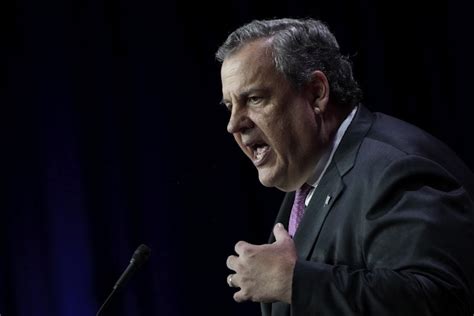 Chris Christie Delivers Absolutely Amazing Burn Of Vivek Ramaswamy