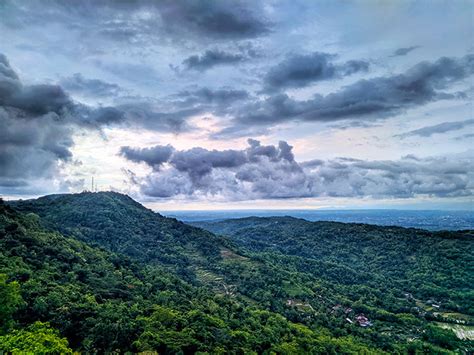 7 Tempat Wisata Negeri Di Atas Awan Jogja Hits Dan Instagramable