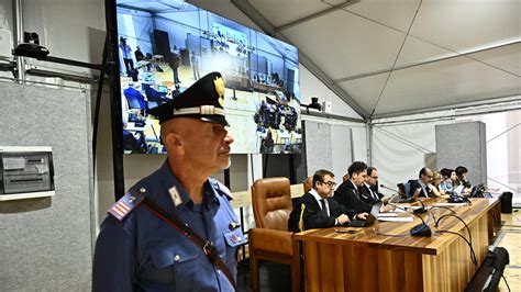 Processo Per Il Crollo Del Ponte Morandi Lettura Dei Nomi Delle 43