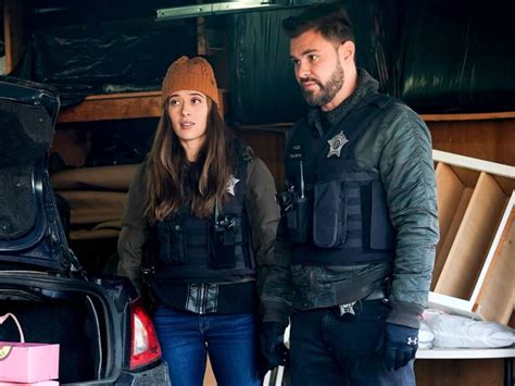 Chicago Pds Marina Squerciati Patrick Flueger Plan Burzek Wedding
