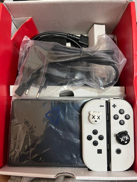Nintendo Switch Oled Video Gaming Video Game Consoles Nintendo On Carousell