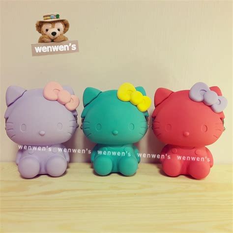 【wenwens】日本帶回 三麗鷗 Kitty 凱蒂貓 立體 矽膠 防水 零錢包 三色 紫綠紅 單售價 蝦皮購物