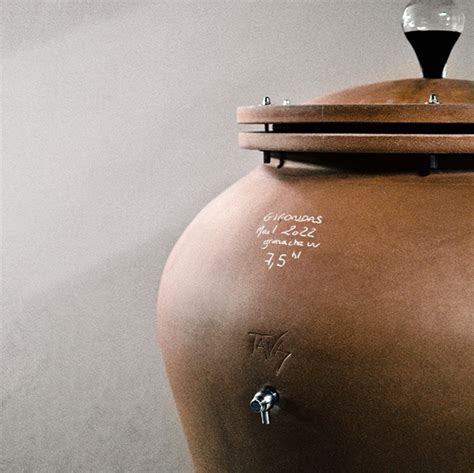 Les Vins Du Domaine Du Grand Montmirai