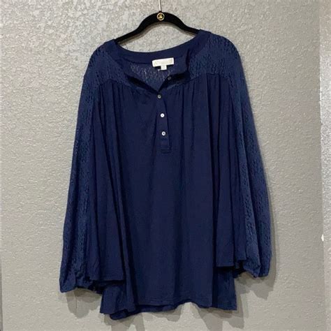 Suzanne Betro Tops Suzanne Betro Weekend Top Batwing Sleeve Sz X