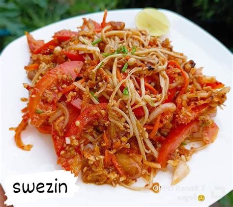 Swe မာလာအပ်မှိုသုပ် 😋😋 အပ်မှို ပြုတ်ထားပါ ခရမ်းချဉ်သီး ပါးပါးလှီး