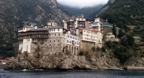 Povestea Călugărului Care Nu A Părăsit Niciodată Muntele Athos Nu A