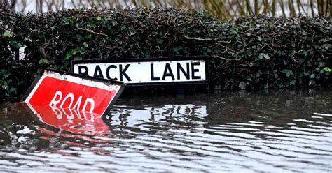 Act Now Red Flood Warning Issued On Gloucestershire Border