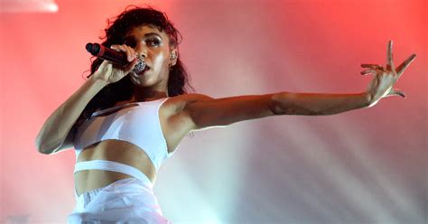 Fka Twigs Hands Over Social Media Accounts To Sex Workers To Raise