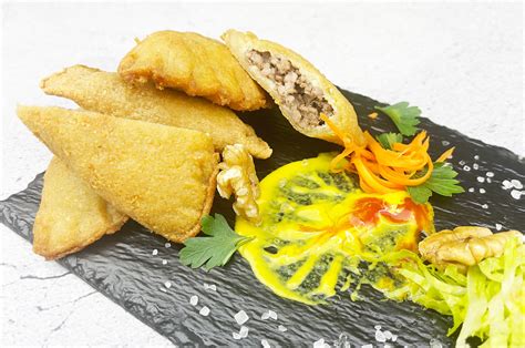 Keto Meat Sambousa 4 Pieces سمبوسة لحمة Mom It Keto Go