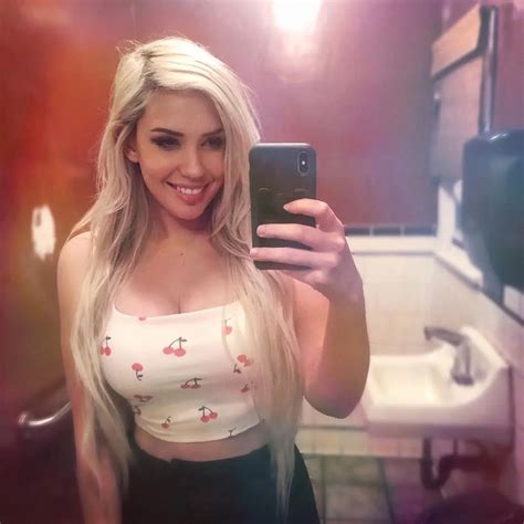 Alanah Pearce Scrolller