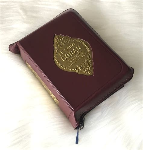 Le Saint Coran de poche bilingue arabe français avec pochette