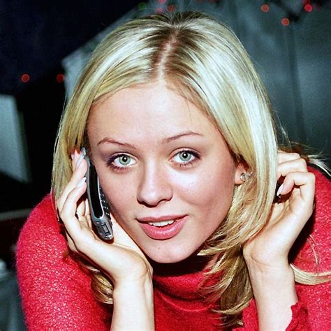 Pr агент Юлии Началовой показала как выглядит памятник на могиле певицы Вокруг ТВ