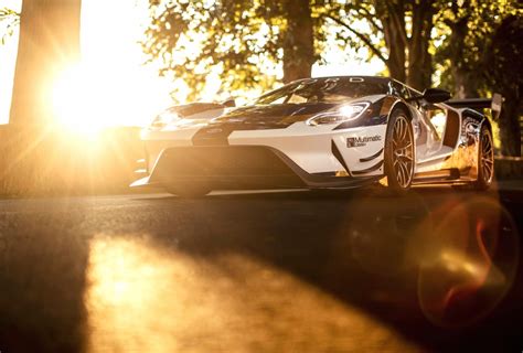 Ford Gt Mk Ii 2048 X 2048 Ipad Wallpaper Download