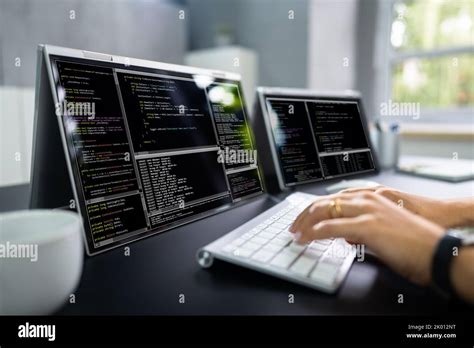 Software Developer Female Hi Res Stock Photography And Images Alamy