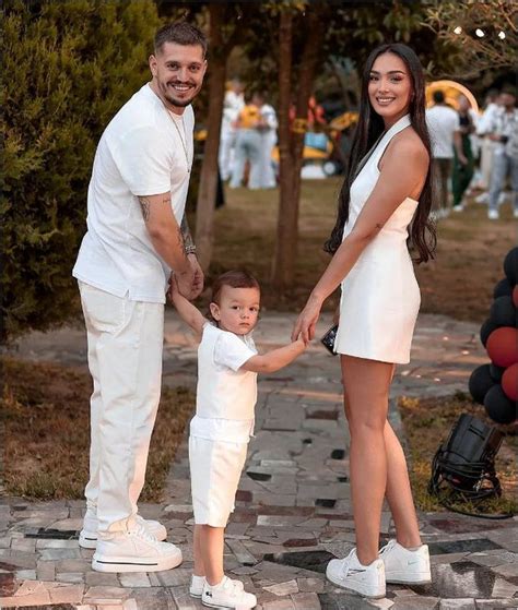 Martohen prej vërteti Klea Huta dhe Elgit Doda Showbiz dhe TV