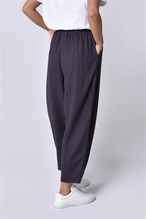 شلوار پارچه ای ساده زنانه فروشگاه اینترنتی بادی اسپینر