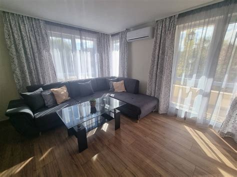 Чисто нов до МОЛ Пловдив Двустаен апартамент под наем 100 кв м Обзаведен Непоследен етаж