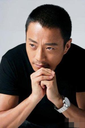 演员张涵予爱唱戏藏古董 藏界人物 新浪收藏 新浪网
