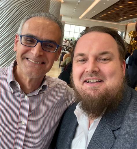 Wow What A Surprise For Me To Meet Salah Youssef After 17 Years Gareth Abdullah Hood 28 Yorum