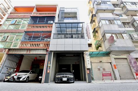 台中市南屯區大昌街透天厝五期唯一｜雙車電梯透天｜前後臨路 房屋出售 樂屋網