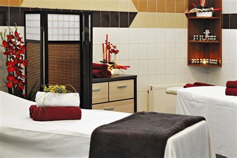 Spa Therapy And Relaxation — Parkhotel Golf