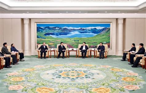 景俊海韩俊一起会见出席第十届海洋强国战略论坛嘉宾 澎湃号媒体 澎湃新闻 The Paper