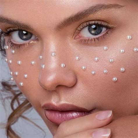 30 Chic Pearl Makeup Ideas Everyone Talks About Right Now