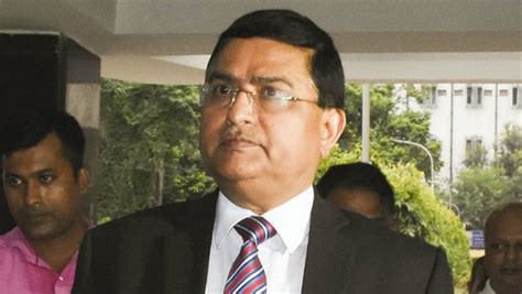 Cbi Officer Probing Corruption Case Against Rakesh Asthana Applies For