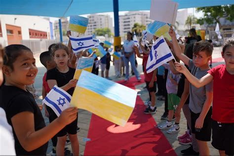 Про Спільноти безпечне освітнє середовище