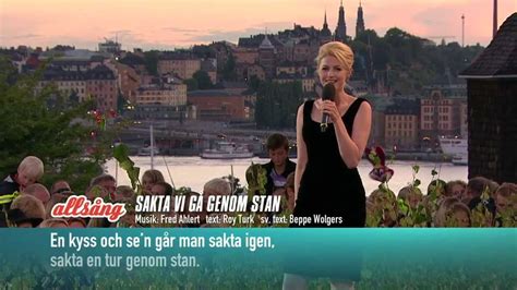 Edda Magnason Sakta Vi Gå Genom Stan Allsång På Skansen Acordes