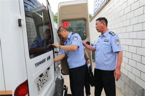 省高院法警总队验收组在太铁中院验收“六专四室”规范化建设工作